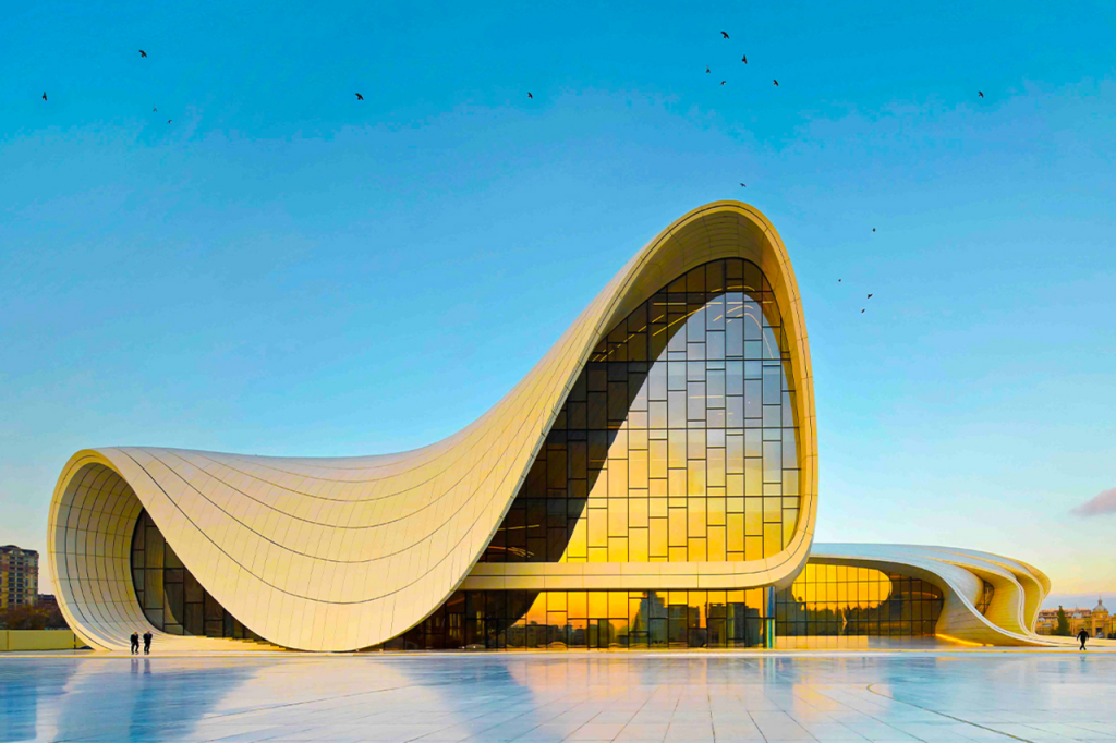 Zaha Hadid. Ikon Seni Bina Futuristik.